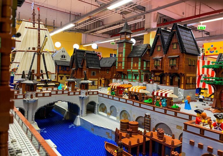 KockaPark | LEGO kiállítás - interaktív családi élményközpont